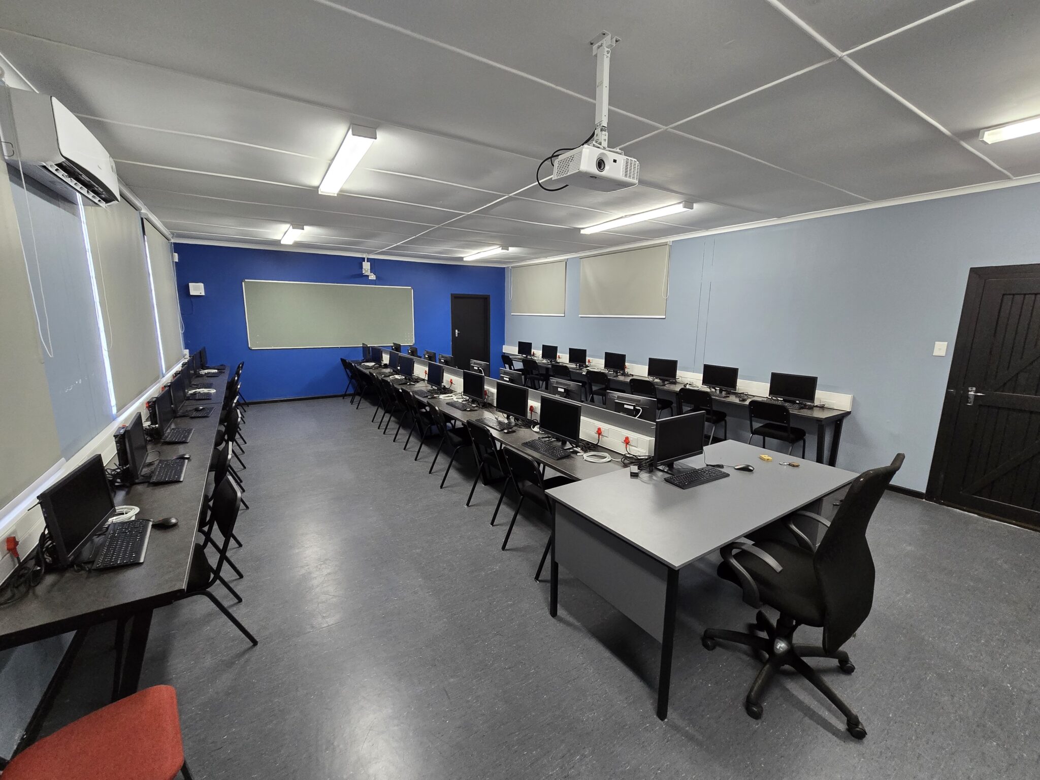 Pay@ Pays It Forward With Computer Lab Donation To Primary School ...